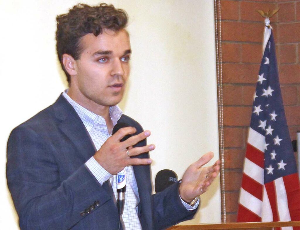 Rookie candidate Moore soars into first place for Los Gatos Town Council
